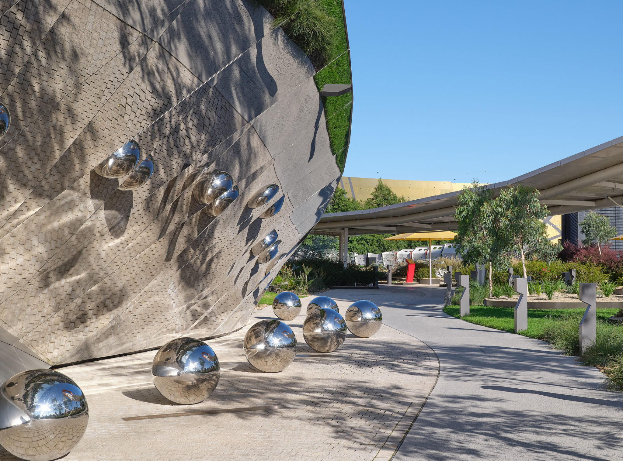Happy 20th Birthday National Museum of Australia! / ARM Architecture